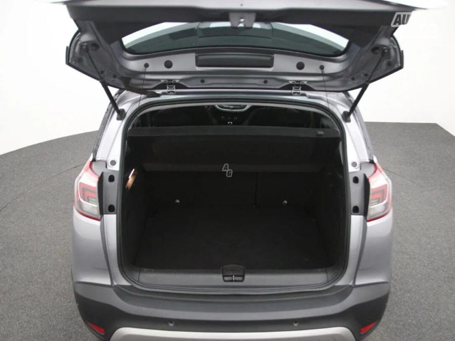 Grey Opel Crossland X 2020 in Vilnius, with an engine capacity of 1.20 L and mileage of 108 thousand km for 11499 €, photo 33 on AUTOMOTO.COM.LV
