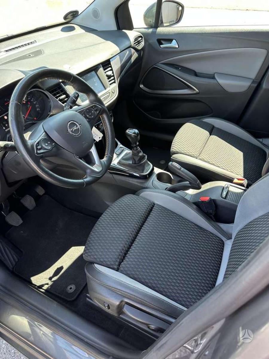 Серый Опель Crossland X 2020 в Мариямполе, объемом двигателя 1.20 л и пробегом 204 тыс. км за 7450 €, фото 8 на AUTOMOTO.COM.LV