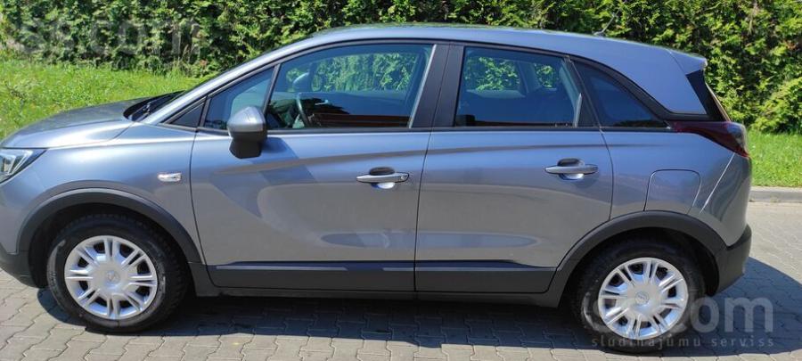 Grey Opel Crossland X 2020 in Riga, with an engine capacity of 1.20 L and mileage of 78 thousand km for 8900 €, photo 3 on AUTOMOTO.COM.LV