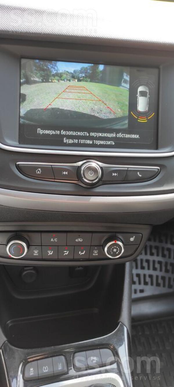 Grey Opel Crossland X 2020 in Riga, with an engine capacity of 1.20 L and mileage of 78 thousand km for 8900 €, photo 9 on AUTOMOTO.COM.LV