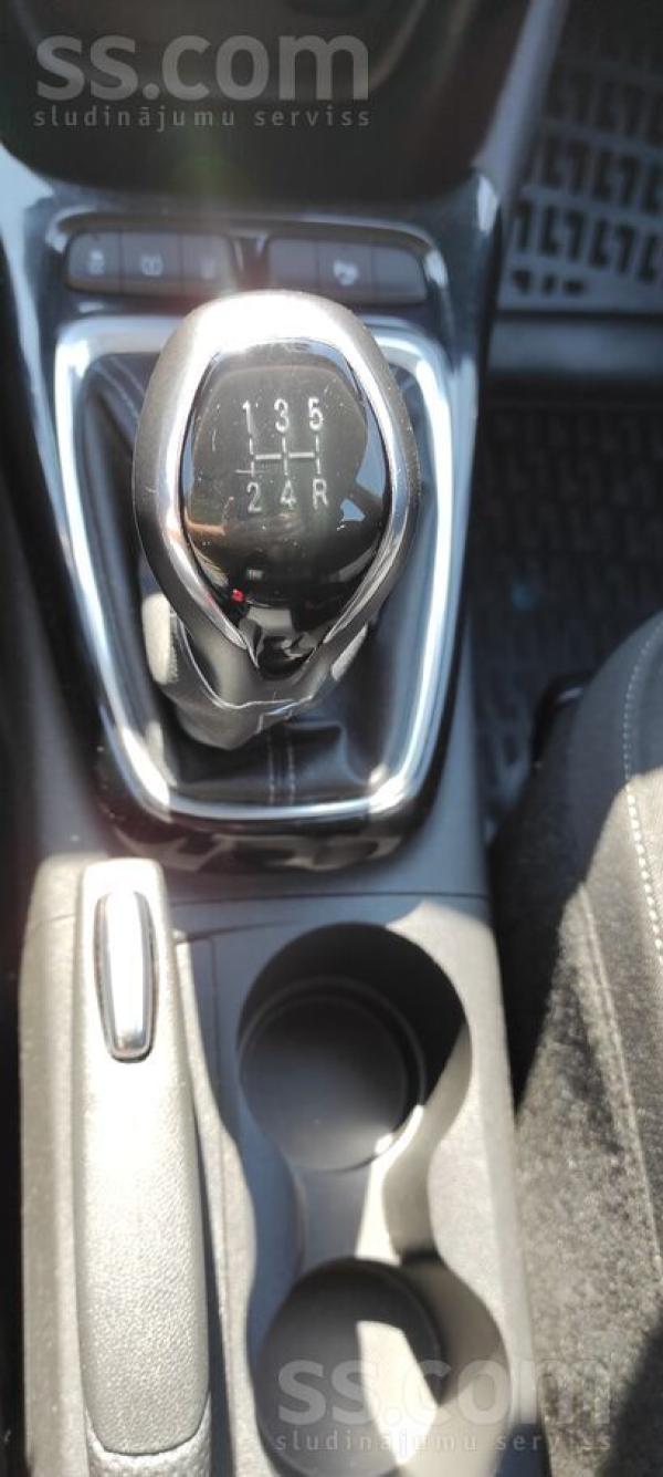 Grey Opel Crossland X 2020 in Riga, with an engine capacity of 1.20 L and mileage of 78 thousand km for 8900 €, photo 10 on AUTOMOTO.COM.LV