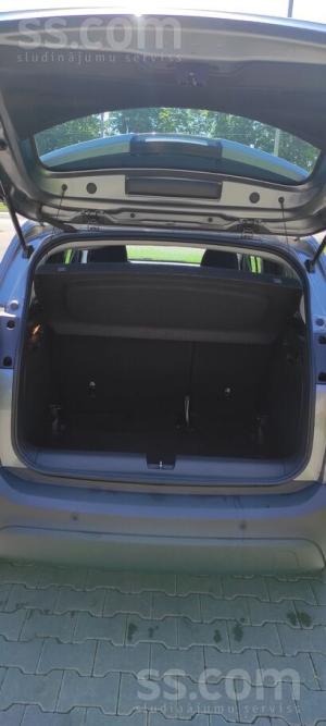 Grey Opel Crossland X 2020 in Riga, with an engine capacity of 1.20 L and mileage of 78 thousand km for 8900 €, photo 14 on AUTOMOTO.COM.LV