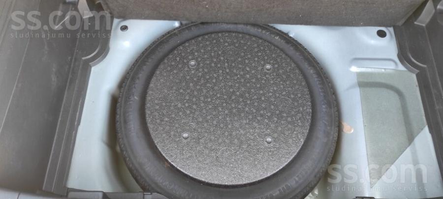 Grey Opel Crossland X 2020 in Riga, with an engine capacity of 1.20 L and mileage of 78 thousand km for 8900 €, photo 16 on AUTOMOTO.COM.LV