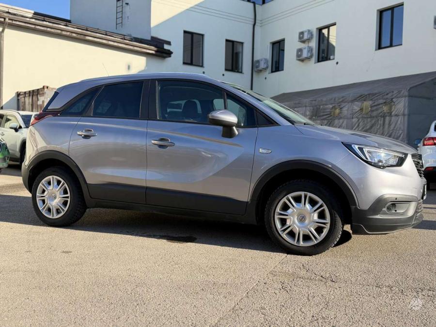 Серый Опель Crossland X 2020 в Рига, объемом двигателя 1.20 л и пробегом 33 тыс. км за 10700 €, фото 6 на AUTOMOTO.COM.LV