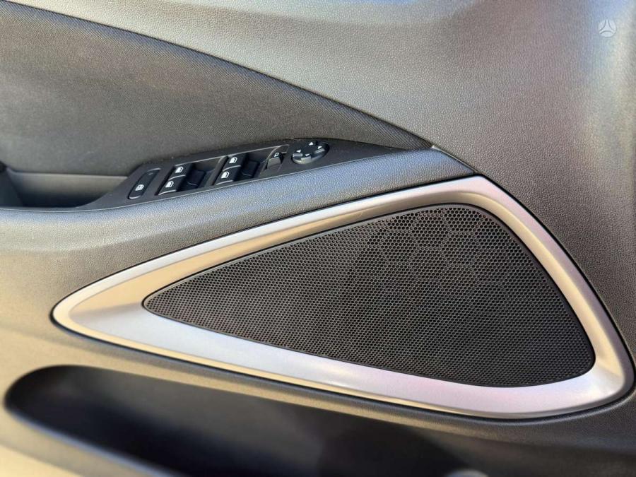 Серый Опель Crossland X 2020 в Рига, объемом двигателя 1.20 л и пробегом 33 тыс. км за 10700 €, фото 17 на AUTOMOTO.COM.LV