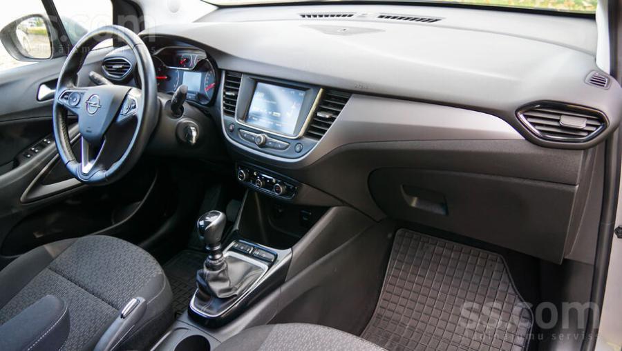 Серый Опель Crossland X 2020 в Рига, объемом двигателя 1.20 л и пробегом 34 тыс. км за 10950 €, фото 14 на AUTOMOTO.COM.LV
