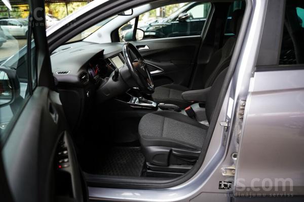 Opel Crossland X 2021 Rīga vietnē Pelēks Opel Crossland X 2021 Rīga, ar dzinēja tilpumu 1.20 L un nobraukumu 135 tūkst. km par 8500 €, foto 7 vietnē AUTOMOTO.COM.LV