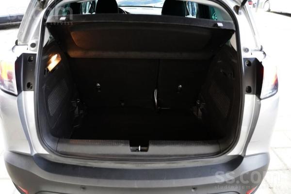 Opel Crossland X 2021 Rīga vietnē Pelēks Opel Crossland X 2021 Rīga, ar dzinēja tilpumu 1.20 L un nobraukumu 135 tūkst. km par 8500 €, foto 9 vietnē AUTOMOTO.COM.LV