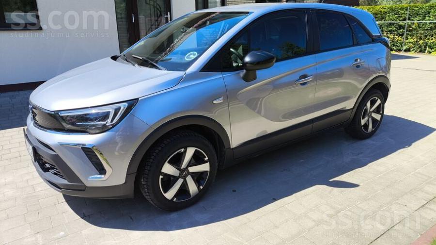 Серый Опель Crossland X 2022 в Рига, объемом двигателя 1.20 л и пробегом 37 тыс. км за 14000 €, фото 3 на AUTOMOTO.COM.LV