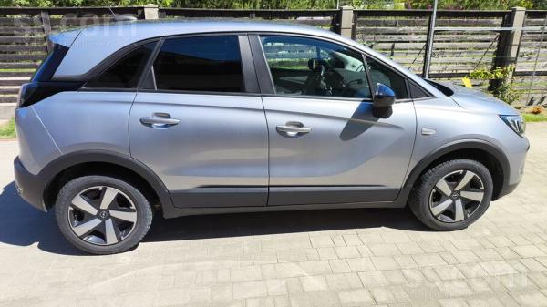 Grey Opel Crossland X 2022 in Riga, with an engine capacity of 1.20 L and mileage of 37 thousand km for 14000 €, photo 4 on AUTOMOTO.COM.LV