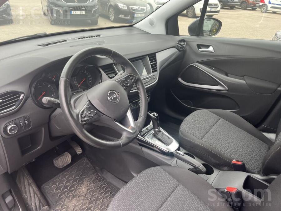 Grey Opel Crossland X 2023 in Riga, with an engine capacity of 1.20 L and mileage of 18 thousand km for 16500 €, photo 7 on AUTOMOTO.COM.LV