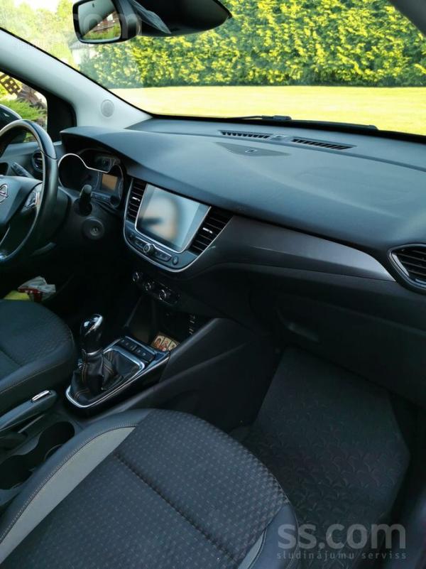Pelēks Opel Crossland X 2017 Rēzekne, ar dzinēja tilpumu 1.60 L un nobraukumu 198 tūkst. km par 7650 €, foto 10 vietnē AUTOMOTO.COM.LV