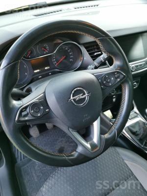 Pelēks Opel Crossland X 2017 Rēzekne, ar dzinēja tilpumu 1.60 L un nobraukumu 198 tūkst. km par 7650 €, foto 12 vietnē AUTOMOTO.COM.LV