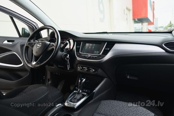 Серый Опель Crossland X 2017 в Таллин, объемом двигателя 1.20 л и пробегом 89 тыс. км за 10799 €, фото 10 на AUTOMOTO.COM.LV