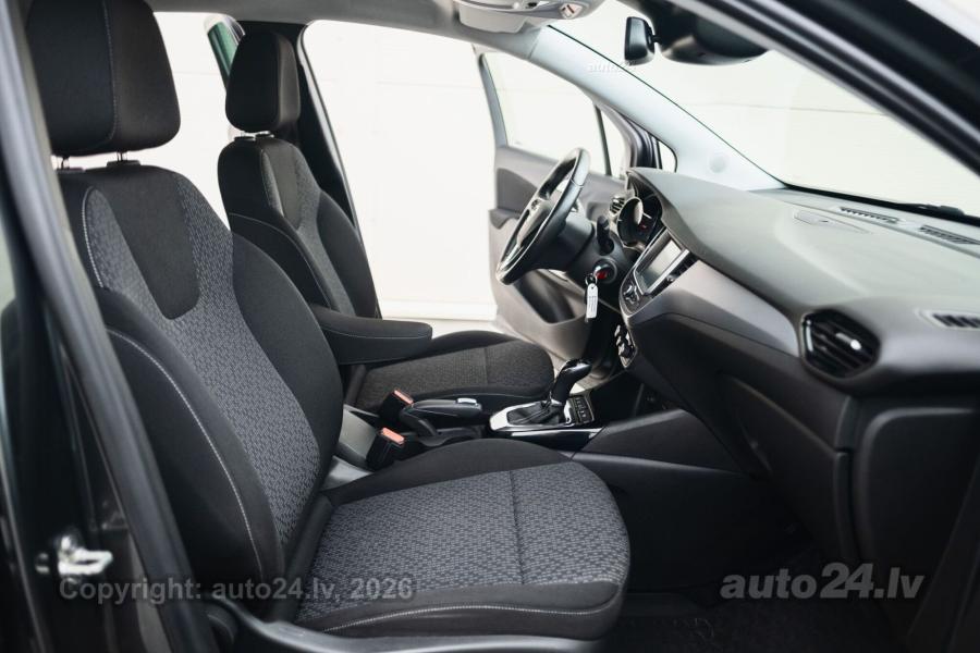 Pelēks Opel Crossland X 2017 Tallina, ar dzinēja tilpumu 1.20 L un nobraukumu 89 tūkst. km par 10799 €, foto 11 vietnē AUTOMOTO.COM.LV