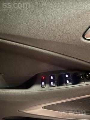 Pelēks Opel Crossland X 2019 Rīga, ar dzinēja tilpumu 1.20 L un nobraukumu 68 tūkst. km par 10500 €, foto 12 vietnē AUTOMOTO.COM.LV
