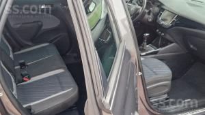 Pelēks Opel Crossland X 2019 Jelgava, ar dzinēja tilpumu 1.20 L un nobraukumu 110 tūkst. km par 7750 €, foto 30 vietnē AUTOMOTO.COM.LV