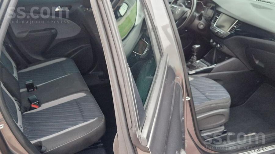 Pelēks Opel Crossland X 2019 Jelgava, ar dzinēja tilpumu 1.20 L un nobraukumu 110 tūkst. km par 7750 €, foto 30 vietnē AUTOMOTO.COM.LV