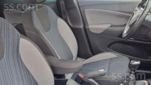 Pelēks Opel Crossland X 2019 Jelgava, ar dzinēja tilpumu 1.20 L un nobraukumu 110 tūkst. km par 7750 €, foto 31 vietnē AUTOMOTO.COM.LV