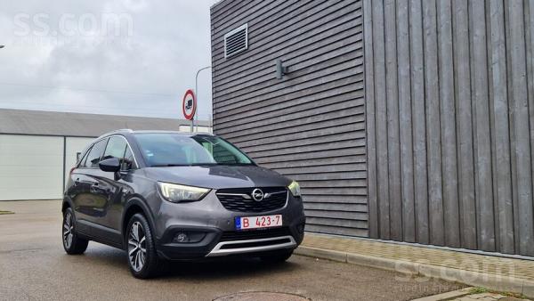 Опель Crossland X 2019 в Елгава на AUTOMOTO.COM.LV Серый Опель Crossland X 2019 в Елгава, объемом двигателя 1.20 л и пробегом 110 тыс. км за 7750 €, фото 4 на AUTOMOTO.COM.LV