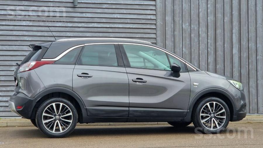 Grey Opel Crossland X 2019 in Jelgava, with an engine capacity of 1.20 L and mileage of 110 thousand km for 7750 €, photo 14 on AUTOMOTO.COM.LV