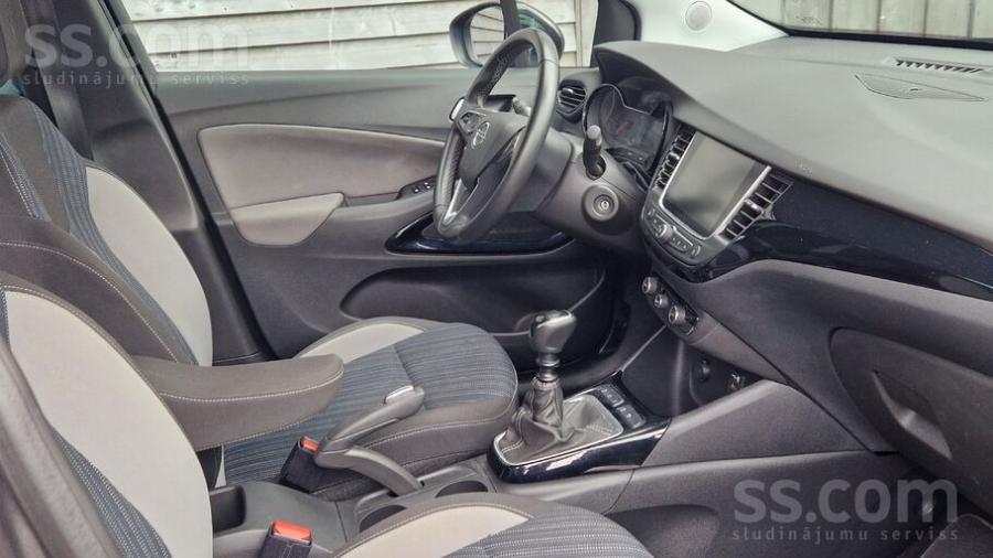 Grey Opel Crossland X 2019 in Jelgava, with an engine capacity of 1.20 L and mileage of 110 thousand km for 7750 €, photo 31 on AUTOMOTO.COM.LV
