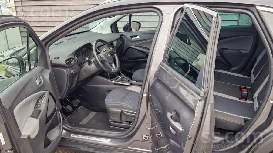 Grey Opel Crossland X 2019 in Jelgava, with an engine capacity of 1.20 L and mileage of 110 thousand km for 7750 €, photo 54 on AUTOMOTO.COM.LV