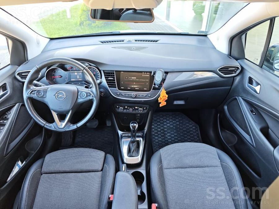 Grey Opel Crossland X 2022 in Liepaja, with an engine capacity of 1.20 L and mileage of 54 thousand km for 14000 €, photo 10 on AUTOMOTO.COM.LV