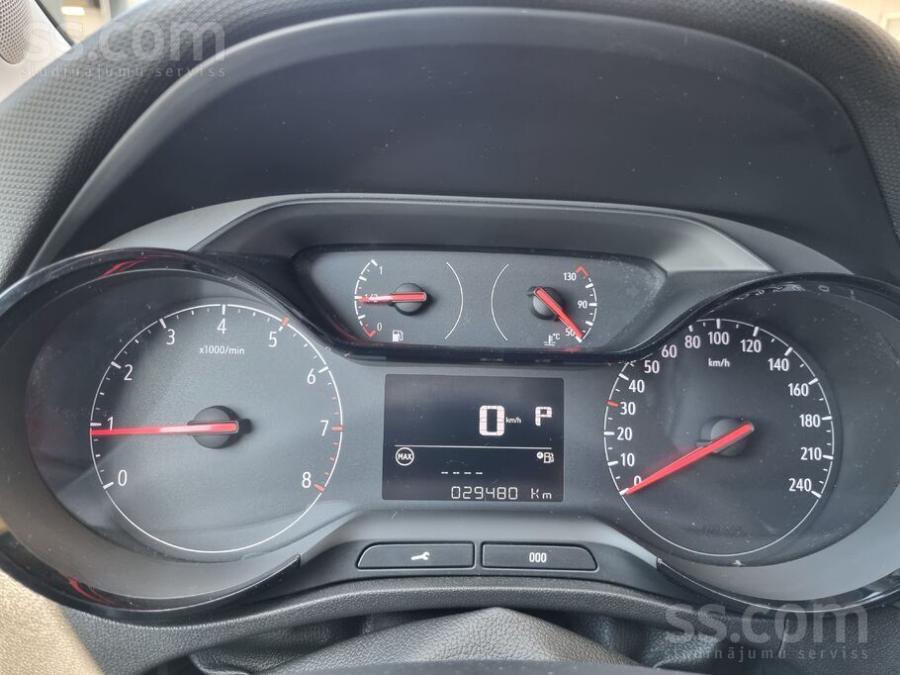 Серый Опель Crossland X 2022 в Рига, объемом двигателя 1.20 л и пробегом 29 тыс. км за 12700 €, фото 10 на AUTOMOTO.COM.LV