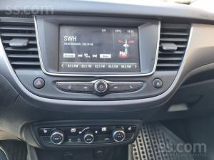 Серый Опель Crossland X 2022 в Рига, объемом двигателя 1.20 л и пробегом 29 тыс. км за 12700 €, фото 11 на AUTOMOTO.COM.LV