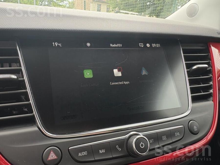 Grey Opel Crossland X 2023 in Riga, with an engine capacity of 1.20 L and mileage of 91 thousand km for 14500 €, photo 23 on AUTOMOTO.COM.LV