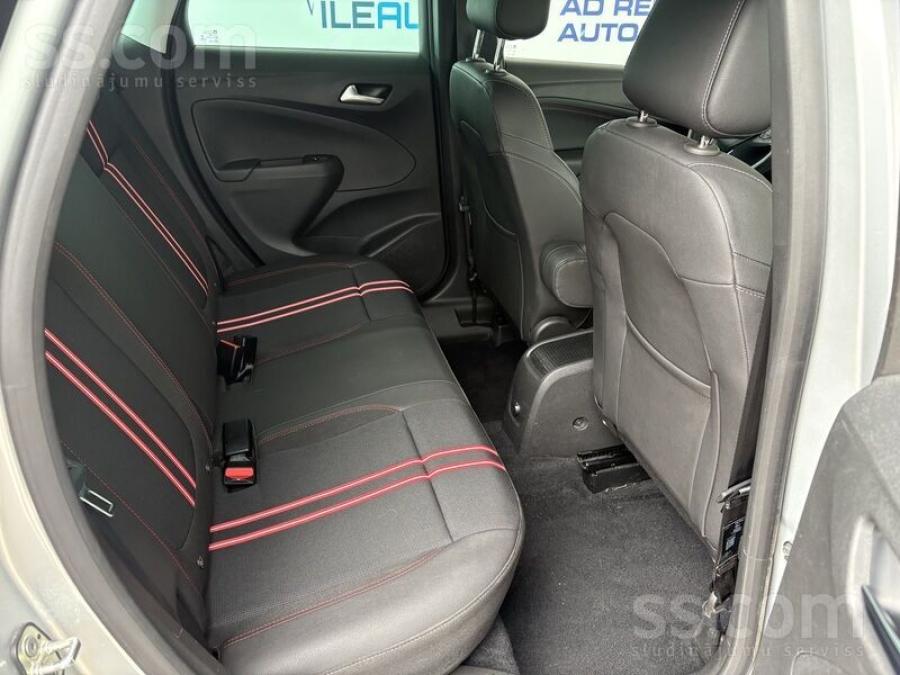 Grey Opel Crossland X 2023 in Riga, with an engine capacity of 1.20 L and mileage of 91 thousand km for 14500 €, photo 28 on AUTOMOTO.COM.LV