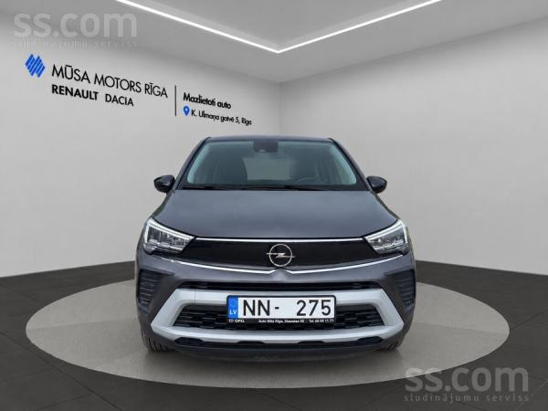 Opel Crossland X 2023 in Riga on AUTOMOTO.COM.LV Grey Opel Crossland X 2023 in Riga, with an engine capacity of 1.20 L and mileage of 63 thousand km for 12995 €, photo 3 on AUTOMOTO.COM.LV