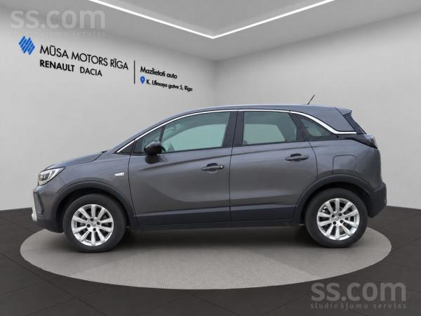 Opel Crossland X 2023 in Riga on AUTOMOTO.COM.LV Grey Opel Crossland X 2023 in Riga, with an engine capacity of 1.20 L and mileage of 63 thousand km for 12995 €, photo 9 on AUTOMOTO.COM.LV