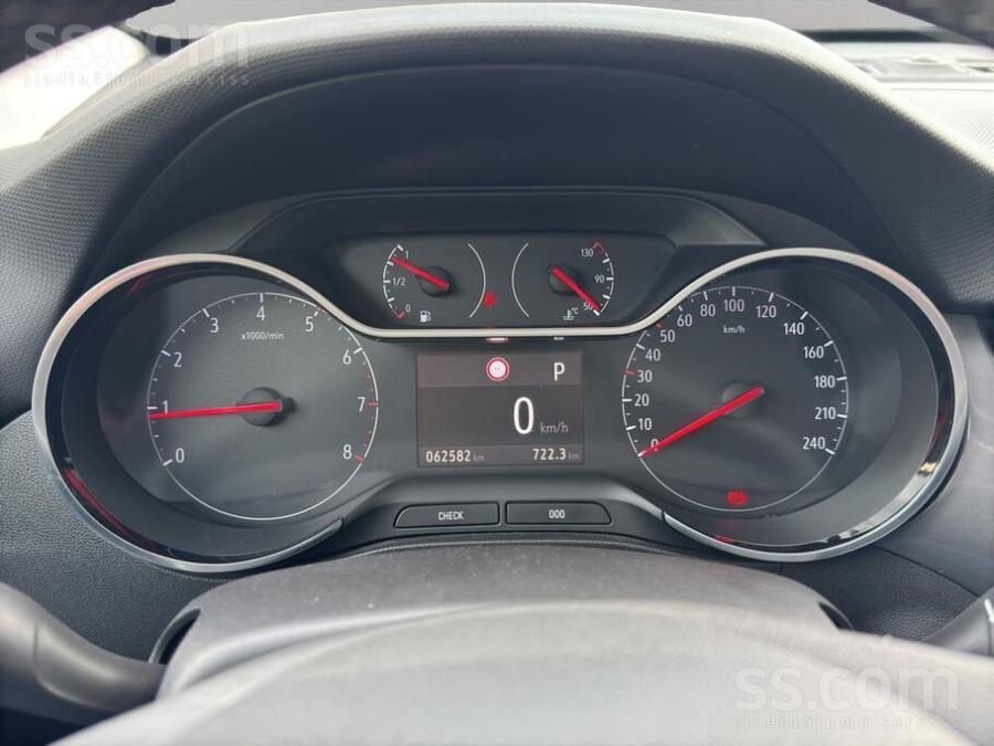 Grey Opel Crossland X 2023 in Riga, with an engine capacity of 1.20 L and mileage of 63 thousand km for 12995 €, photo 10 on AUTOMOTO.COM.LV