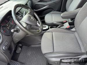 Grey Opel Crossland X 2023 in Riga, with an engine capacity of 1.20 L and mileage of 63 thousand km for 12995 €, photo 12 on AUTOMOTO.COM.LV