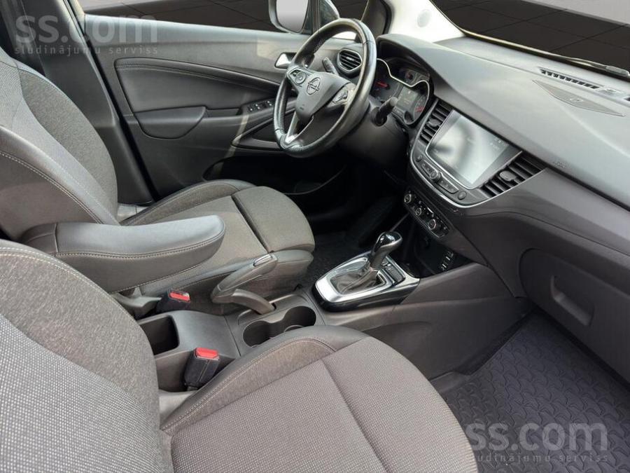 Grey Opel Crossland X 2023 in Riga, with an engine capacity of 1.20 L and mileage of 63 thousand km for 12995 €, photo 13 on AUTOMOTO.COM.LV