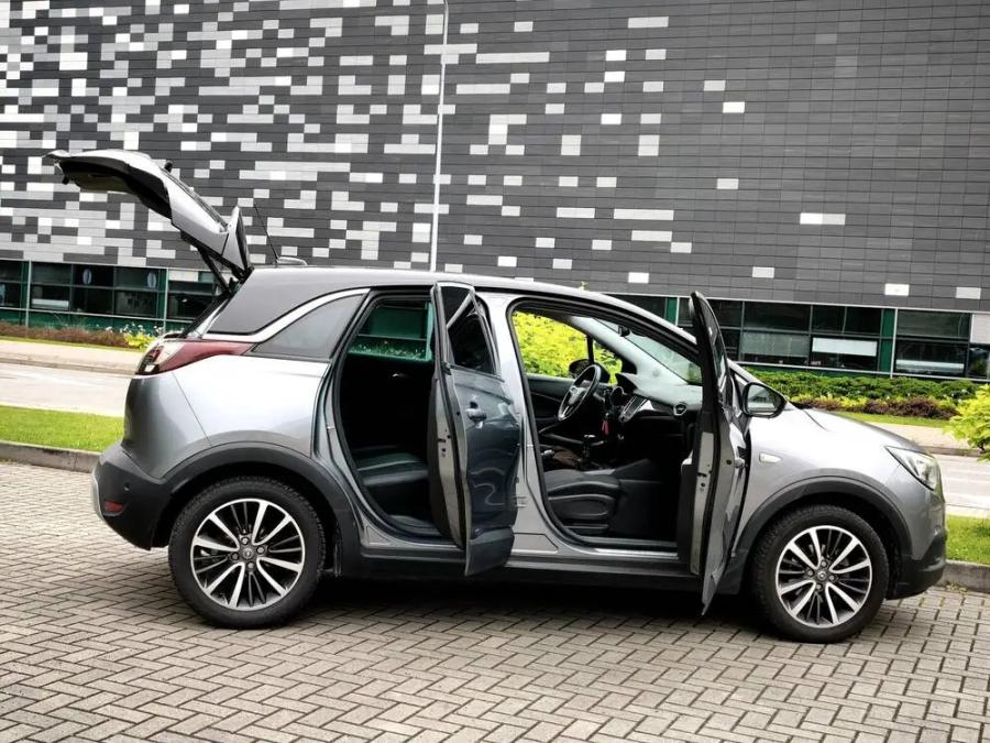 Pelēks Opel Crossland X 2017 Jelgava, ar dzinēja tilpumu 1.20 L un nobraukumu 133 tūkst. km par 8450 €, foto 10 vietnē AUTOMOTO.COM.LV