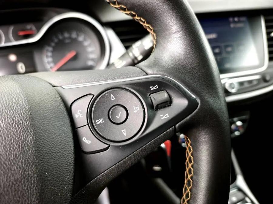 Pelēks Opel Crossland X 2017 Jelgava, ar dzinēja tilpumu 1.20 L un nobraukumu 133 tūkst. km par 8450 €, foto 28 vietnē AUTOMOTO.COM.LV