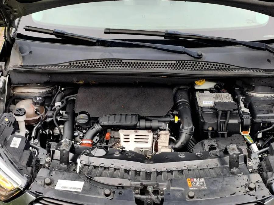 Pelēks Opel Crossland X 2017 Jelgava, ar dzinēja tilpumu 1.20 L un nobraukumu 133 tūkst. km par 8450 €, foto 31 vietnē AUTOMOTO.COM.LV