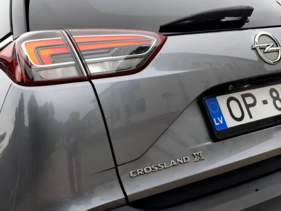 Pelēks Opel Crossland X 2017 Jelgava, ar dzinēja tilpumu 1.20 L un nobraukumu 133 tūkst. km par 8450 €, foto 33 vietnē AUTOMOTO.COM.LV