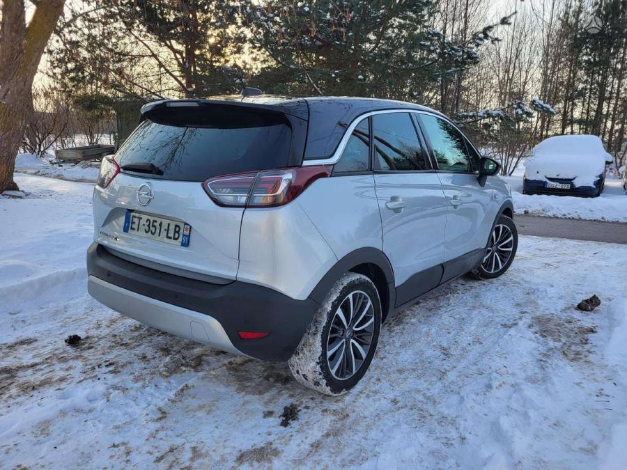Grey Opel Crossland X 2018 in Utena, with an engine capacity of 1.20 L and mileage of 152 thousand km for 6150 €, photo 2 on AUTOMOTO.COM.LV