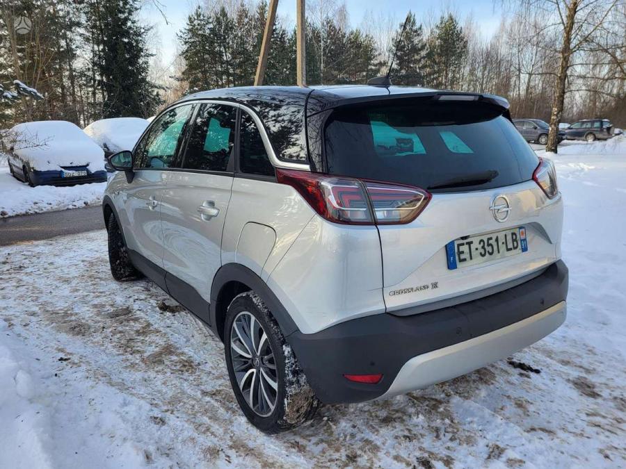 Grey Opel Crossland X 2018 in Utena, with an engine capacity of 1.20 L and mileage of 152 thousand km for 6150 €, photo 6 on AUTOMOTO.COM.LV