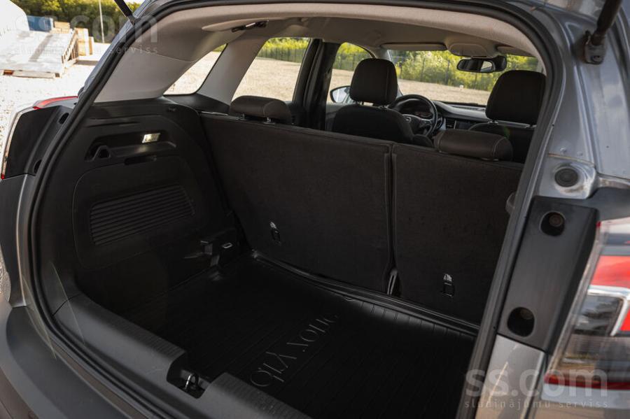 Pelēks Opel Crossland X 2018 Jelgava, ar dzinēja tilpumu 1.20 L un nobraukumu 209 tūkst. km par 8000 €, foto 10 vietnē AUTOMOTO.COM.LV