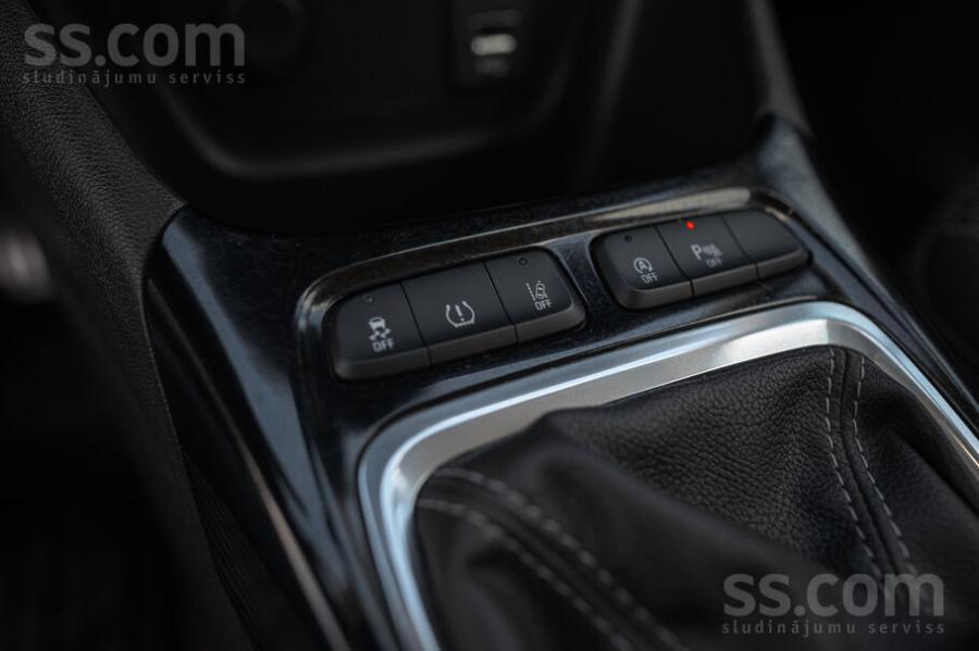 Pelēks Opel Crossland X 2018 Jelgava, ar dzinēja tilpumu 1.20 L un nobraukumu 209 tūkst. km par 8000 €, foto 19 vietnē AUTOMOTO.COM.LV