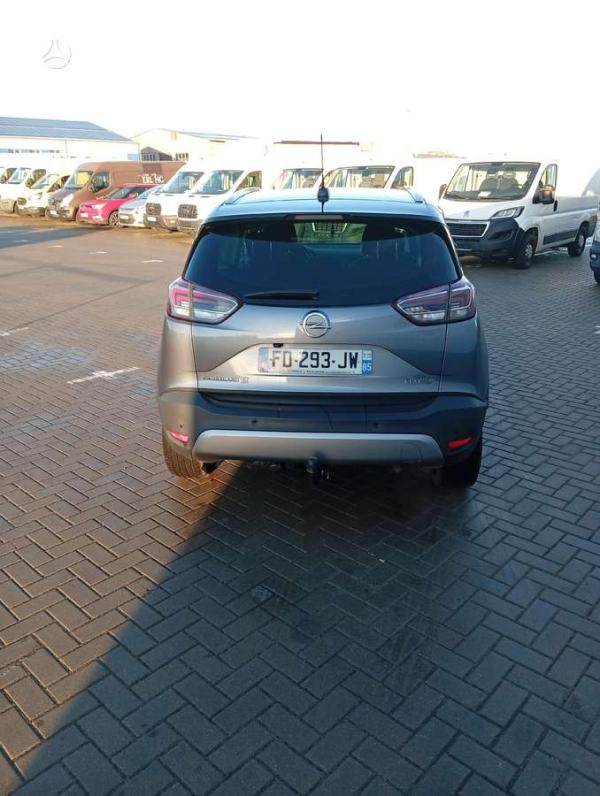 Grey Opel Crossland X 2019 in Taurage, with an engine capacity of 1.20 L and mileage of 125 thousand km for 7200 €, photo 6 on AUTOMOTO.COM.LV