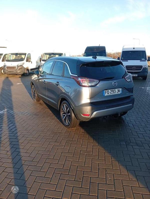 Grey Opel Crossland X 2019 in Taurage, with an engine capacity of 1.20 L and mileage of 125 thousand km for 7200 €, photo 7 on AUTOMOTO.COM.LV