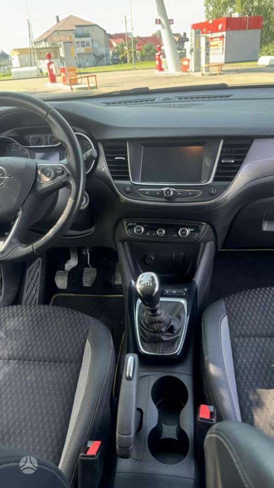 Серый Опель Crossland X 2019 в Таураге, объемом двигателя 1.20 л и пробегом 140 тыс. км за 5800 €, фото 14 на AUTOMOTO.COM.LV