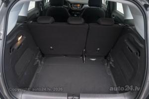 Pelēks Opel Crossland X 2019 Tallina, ar dzinēja tilpumu 1.20 L un nobraukumu 133 tūkst. km par 8900 €, foto 12 vietnē AUTOMOTO.COM.LV