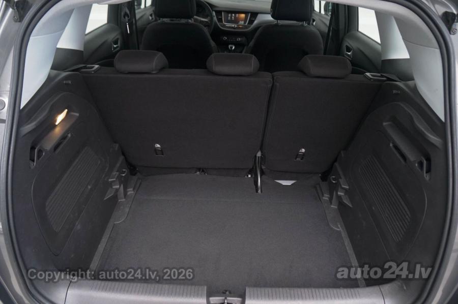Pelēks Opel Crossland X 2019 Tallina, ar dzinēja tilpumu 1.20 L un nobraukumu 133 tūkst. km par 8900 €, foto 12 vietnē AUTOMOTO.COM.LV